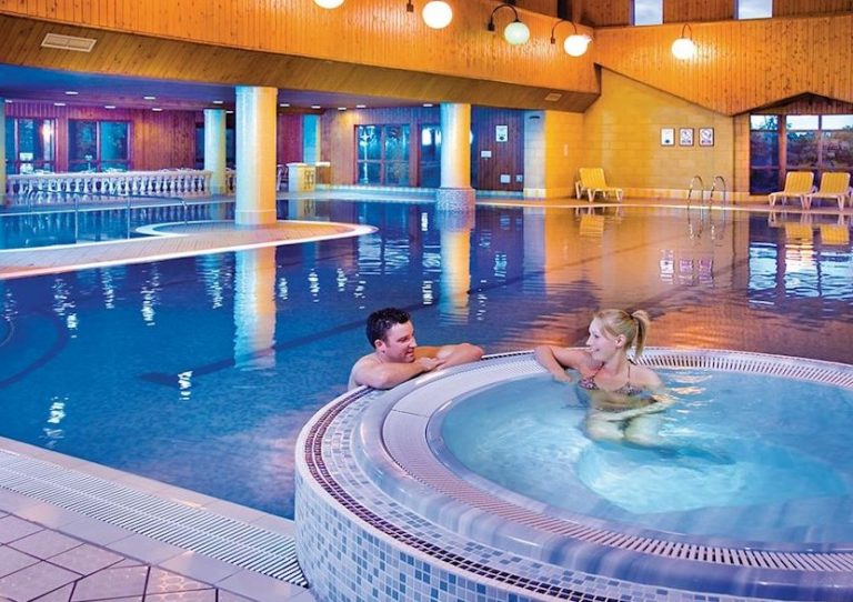 Crowhurst Park - East Sussex - Lodges With Hot Tubs