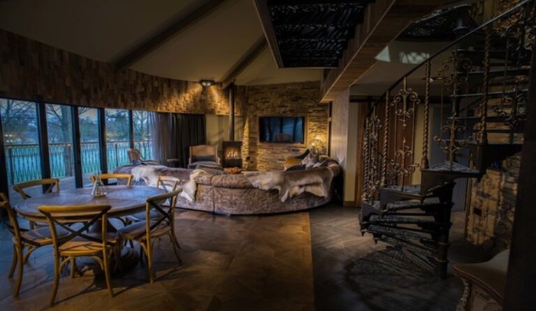 Treehouses at Ramside Hall Durham - Lodges with Hot Tubs