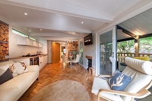 Lily Lodge - Lodges With Hot Tubs