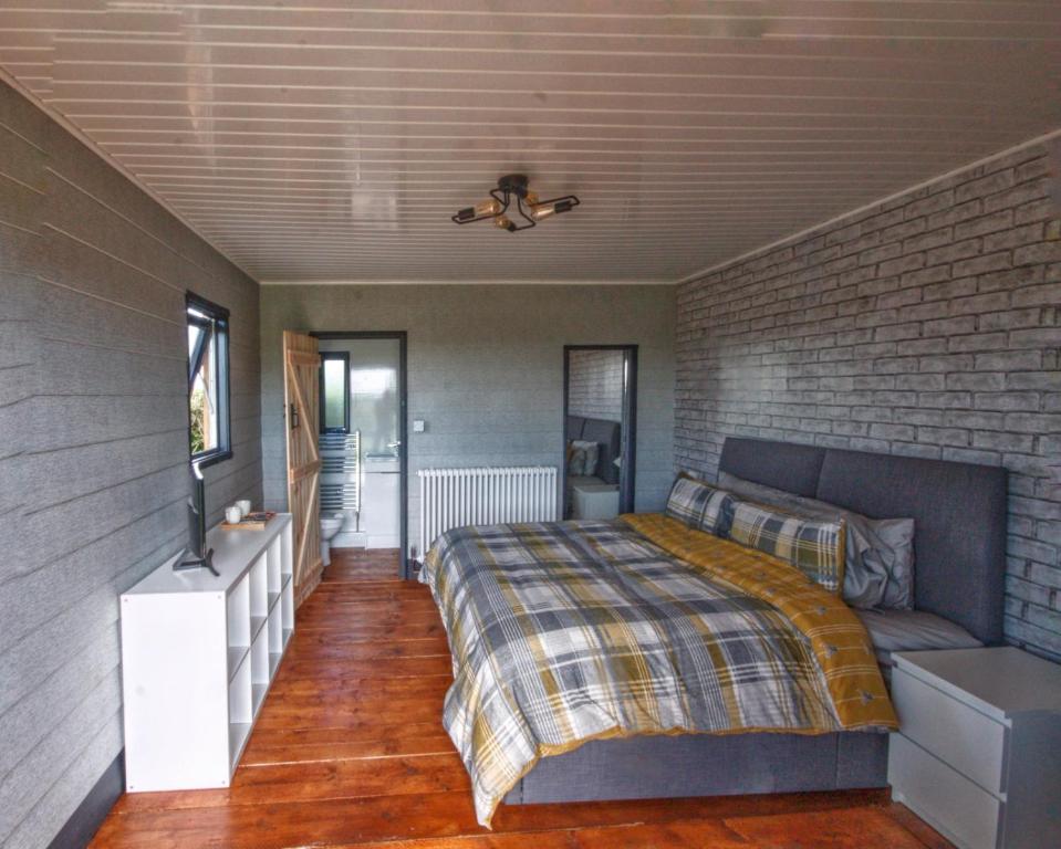 Perry's Paddock - Lodges With Hot Tubs